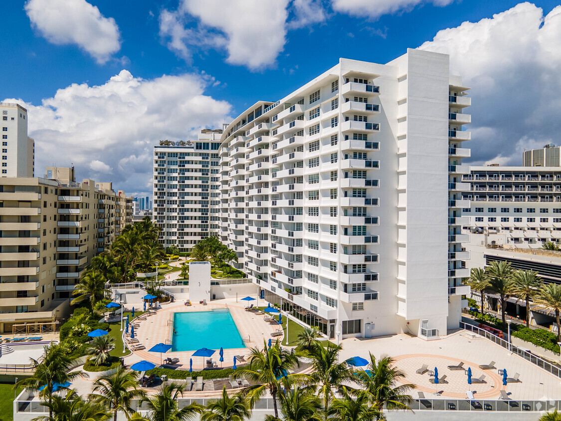 DECOPLAGE Condo – FloridaDoc